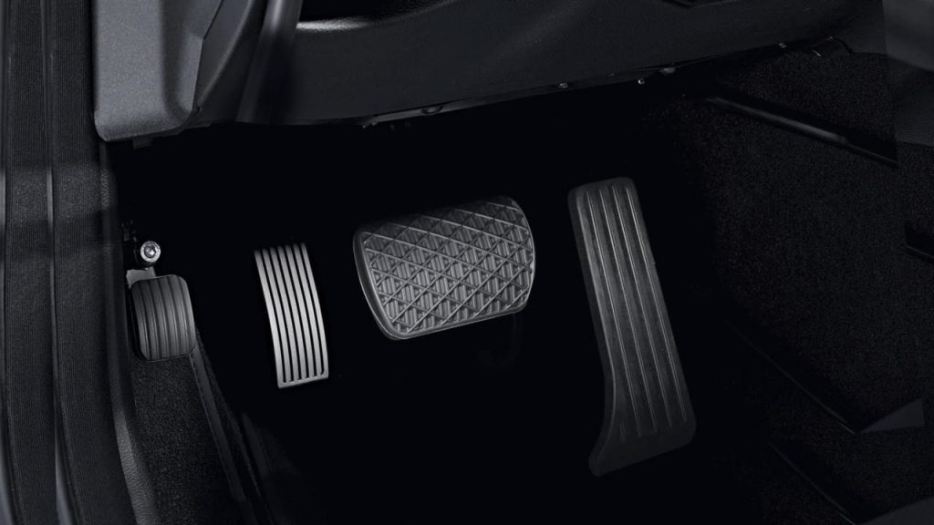 Different Types of Car Pedals – Automotive Tip